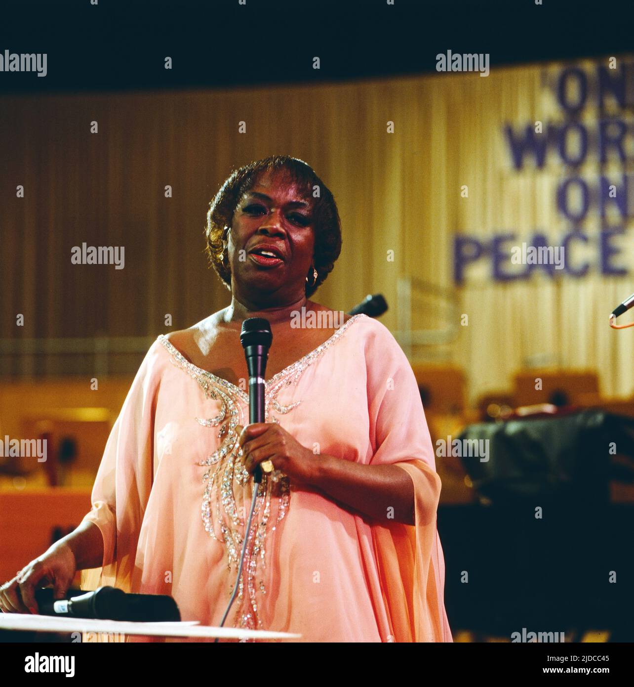 Sarah peace hi-res stock photography and images - Alamy