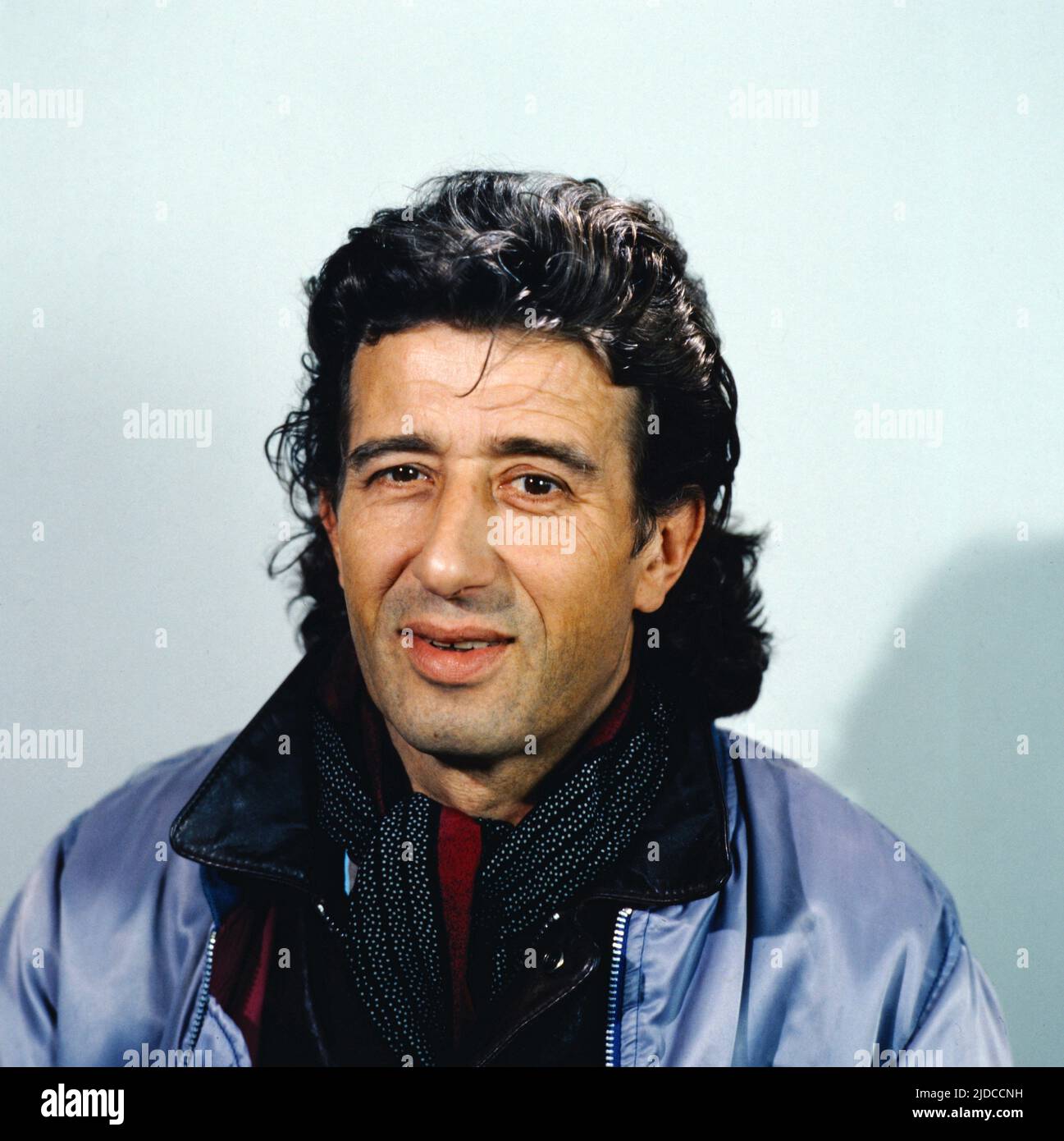 Rolf Zacher, deutscher Schauspieler, TV-Darsteller, Synchronsprecher ...