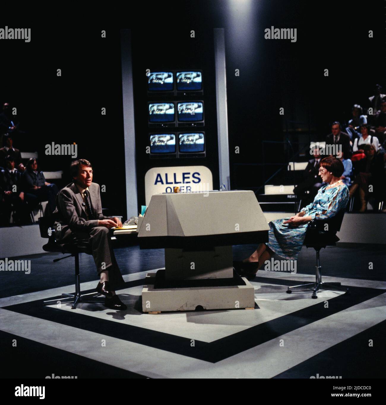 Quiz candidat hi-res stock photography and images - Alamy