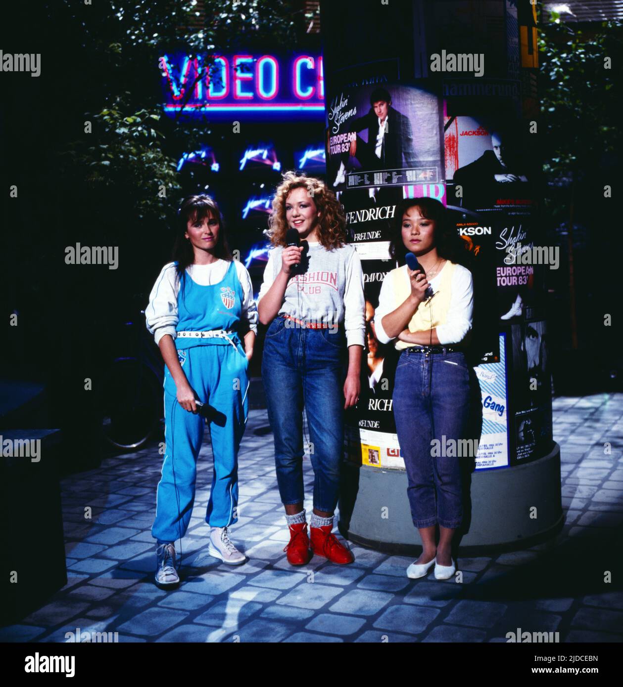 Flashlights, ZDF Pop Show, Deutschland, 1984, Moderation: Dhana Moray ...