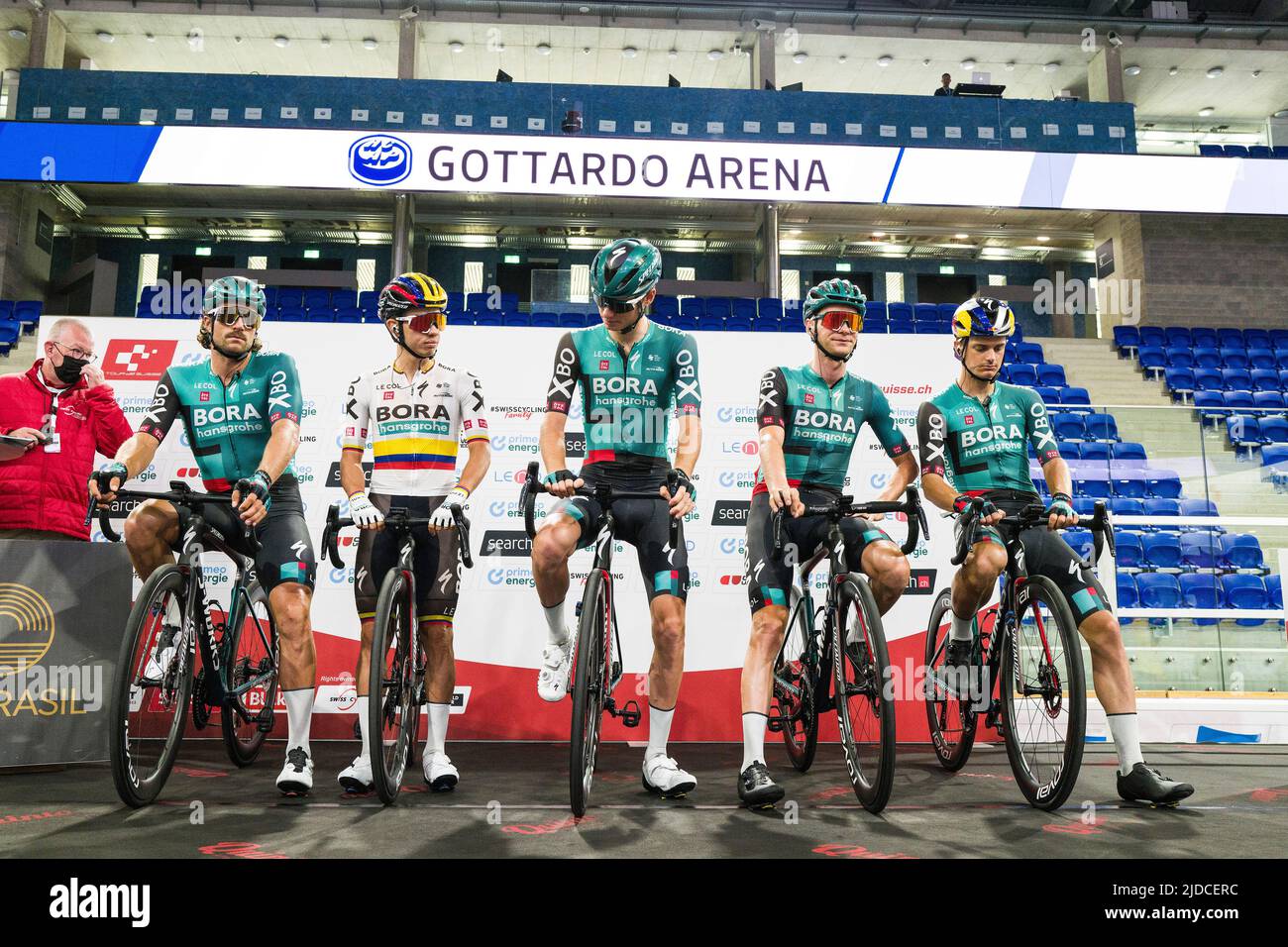 Ambri team hi-res stock photography and images - Alamy