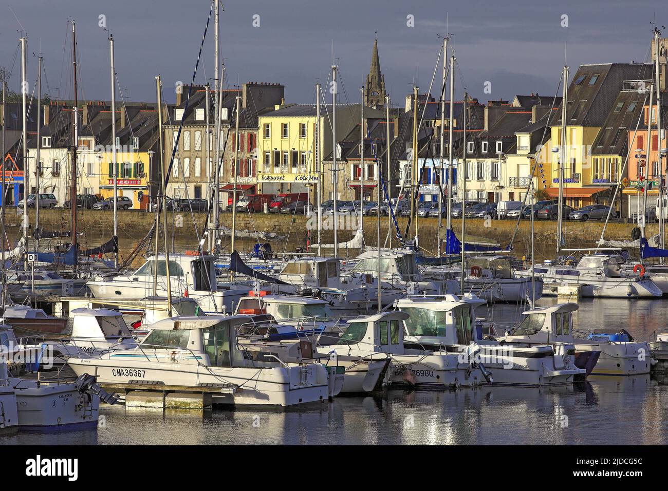 Finistere ports hi-res stock photography and images - Alamy