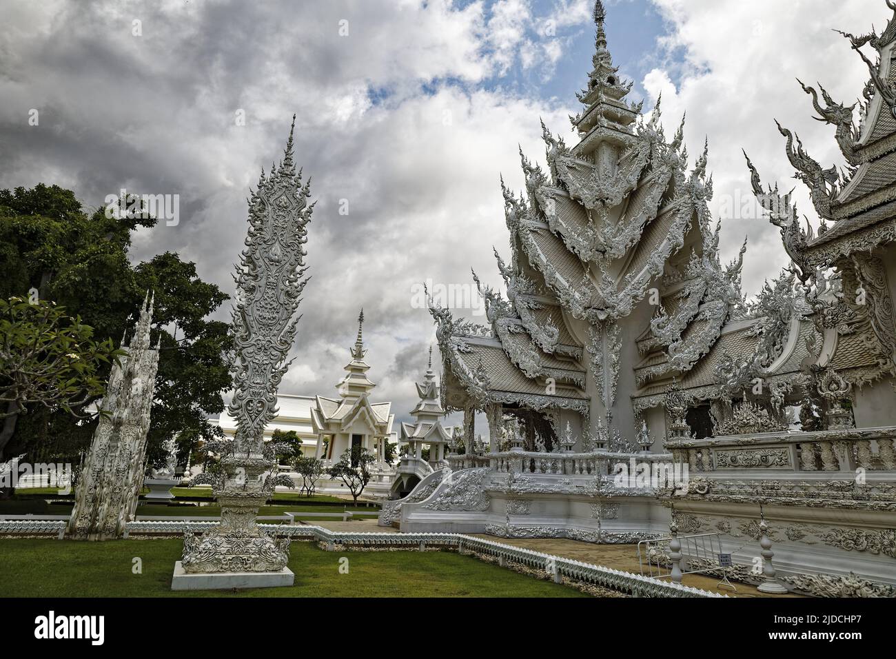 Ajarn chalermchai kositpipat hi-res stock photography and images - Alamy