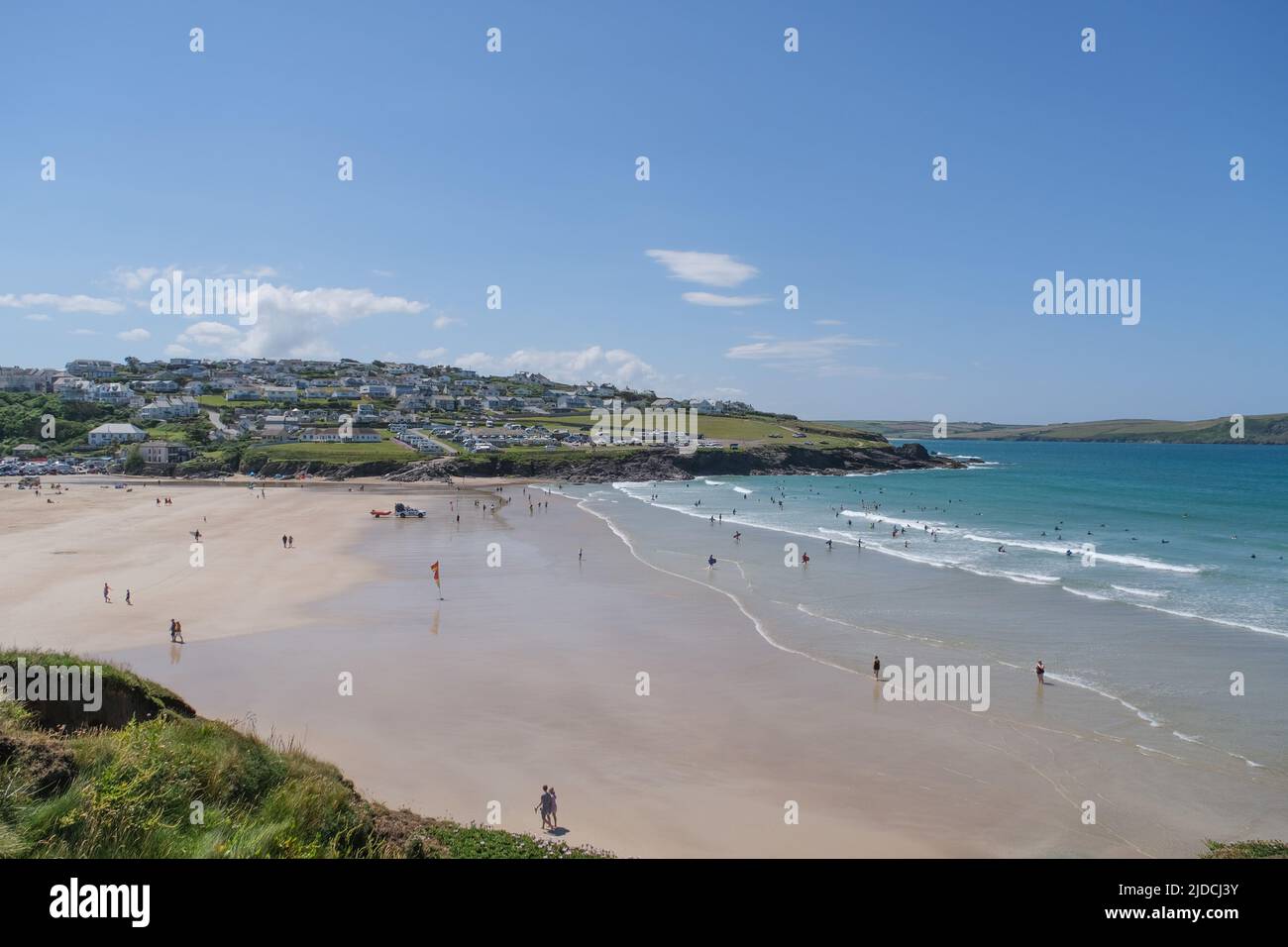 Polzeath, Cornwall, UK. 20th June 2022. UK Weather. Hot and sunny for ...
