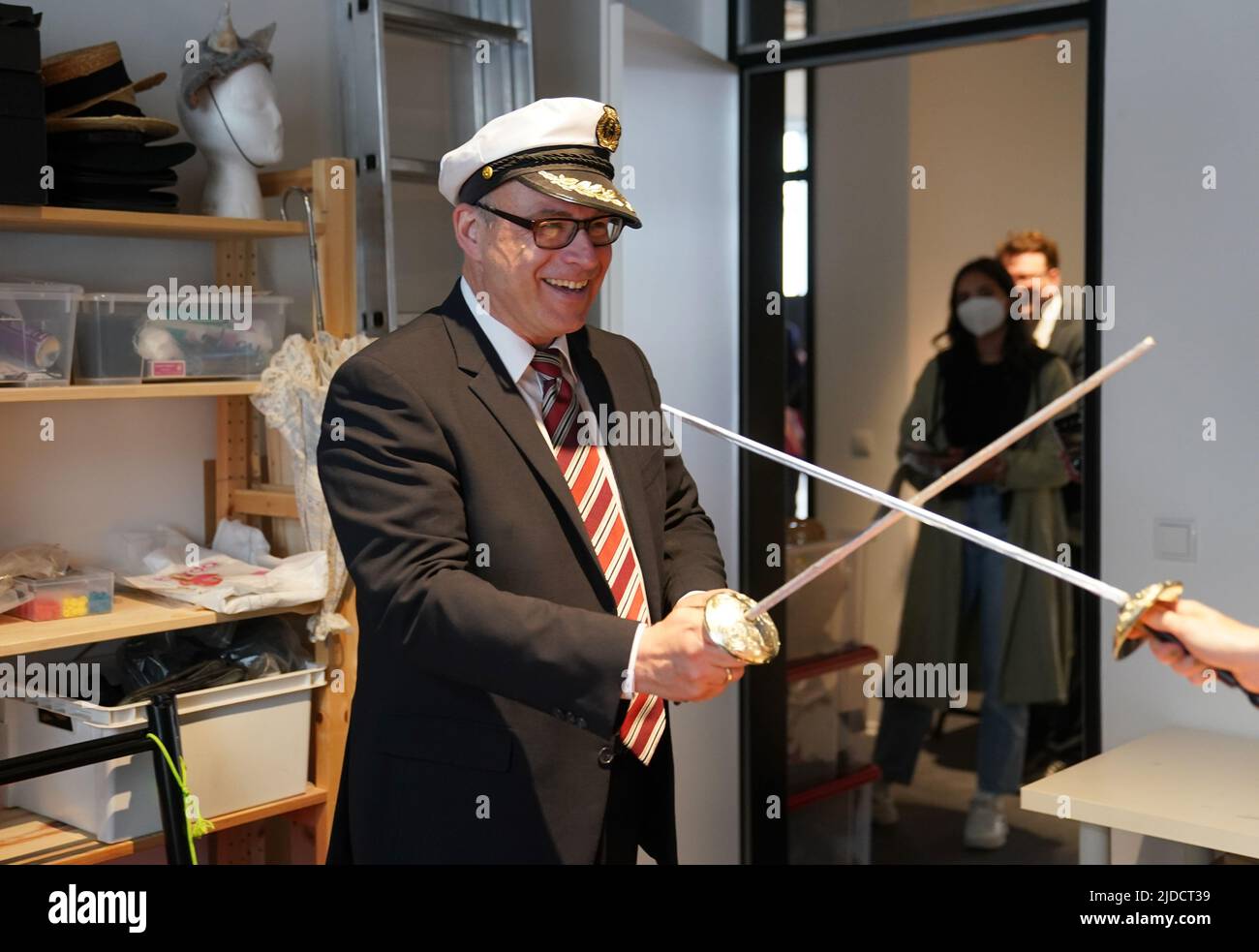 Rapiers hi-res stock photography and images - Alamy