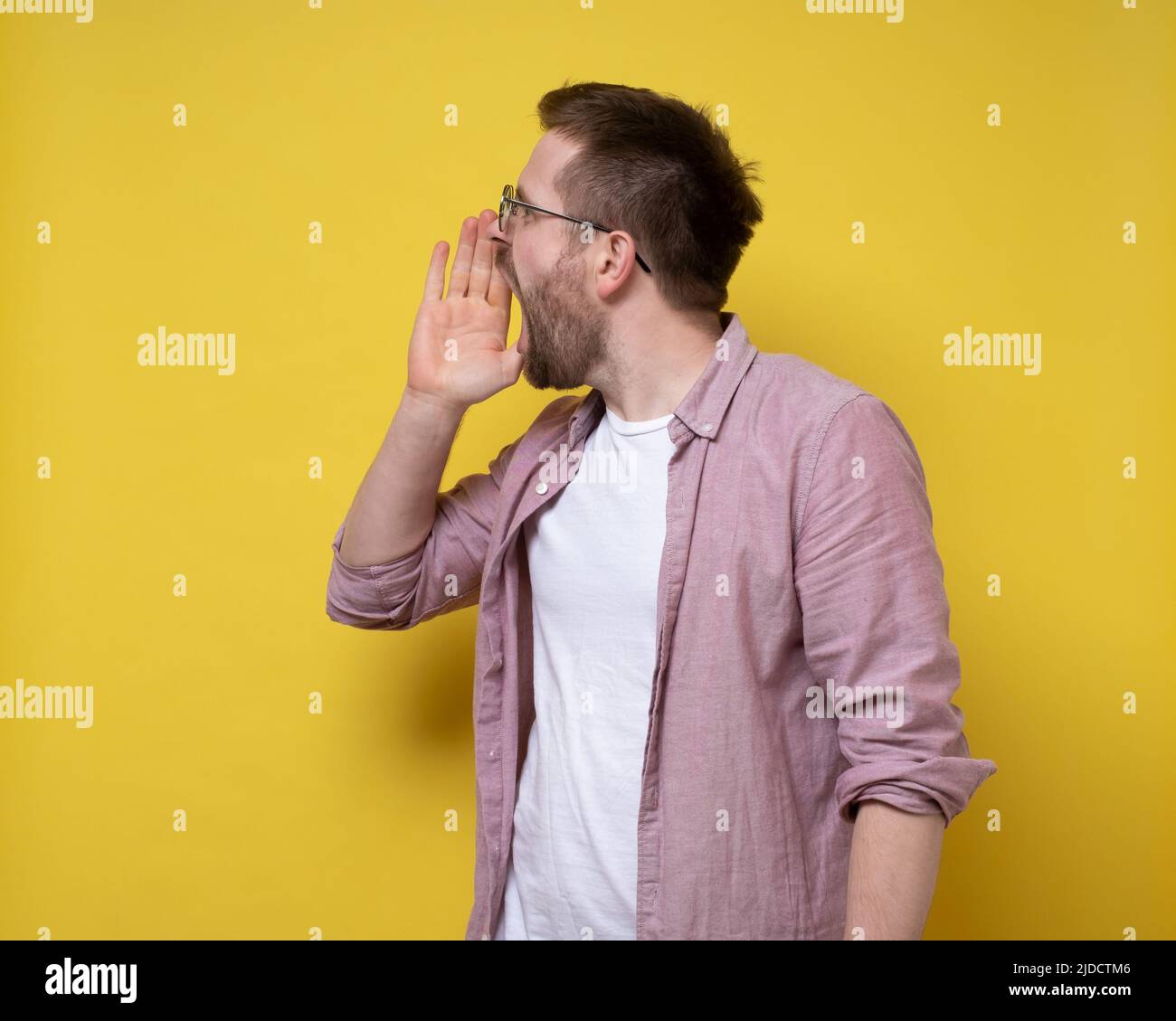 Loud voice hi-res stock photography and images - Alamy