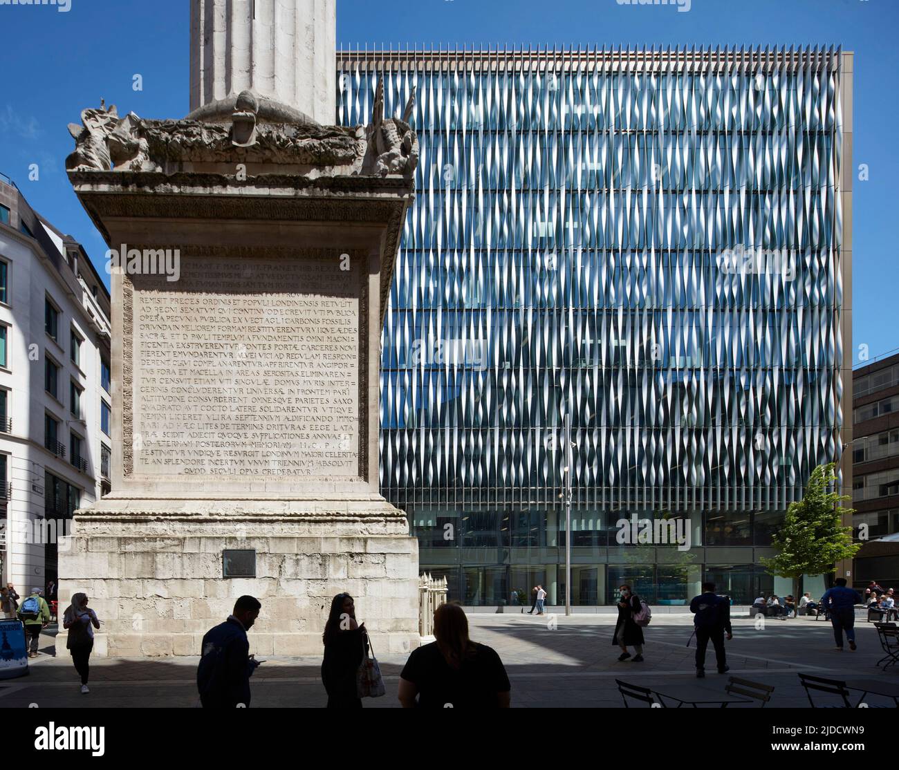 Facade monument engraving hi-res stock photography and images - Alamy