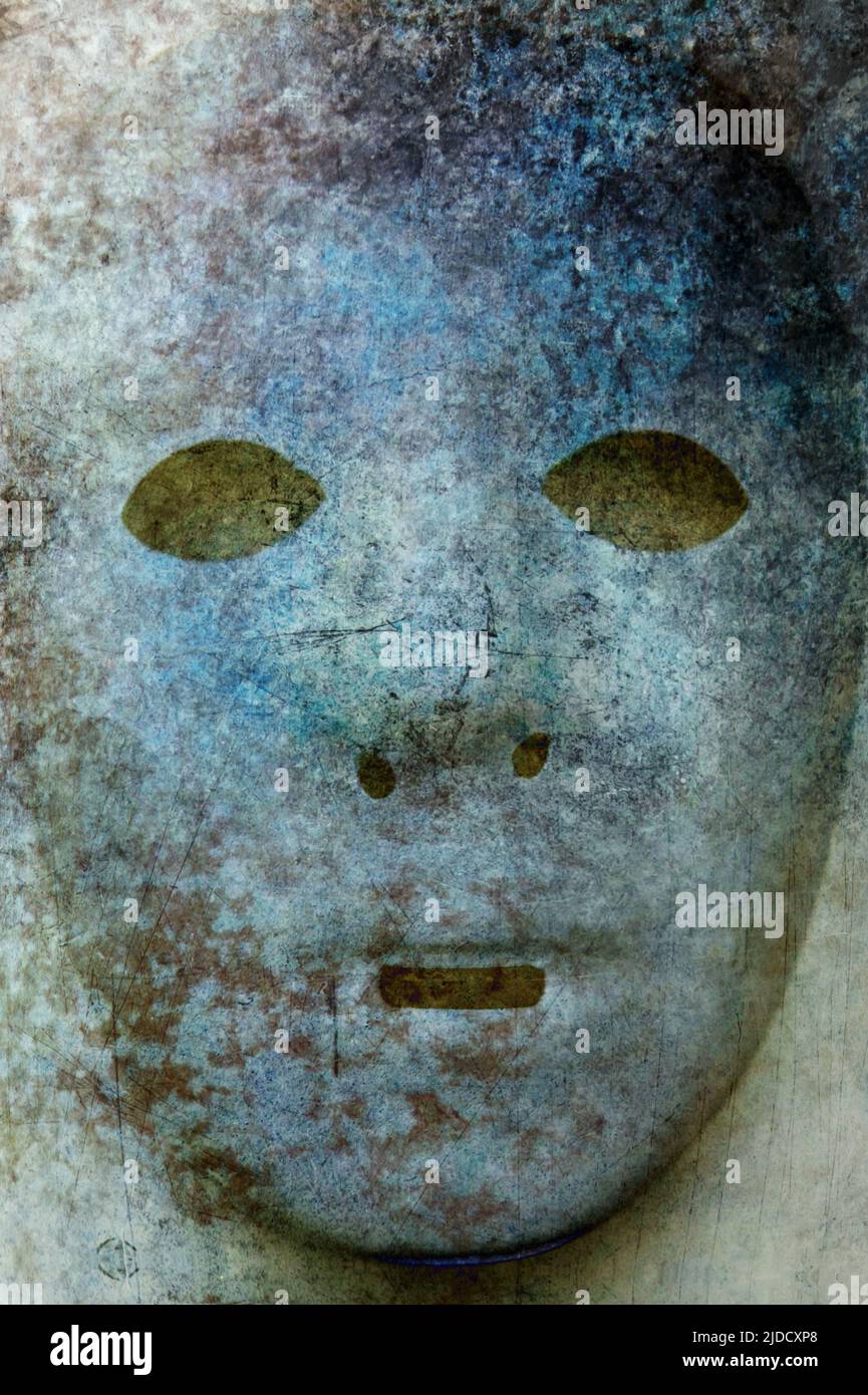 Artistic mask hi-res stock photography and images - Alamy