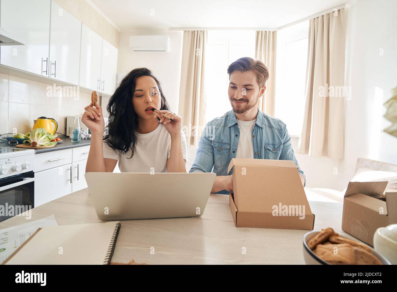 Orders processing hi-res stock photography and images - Alamy