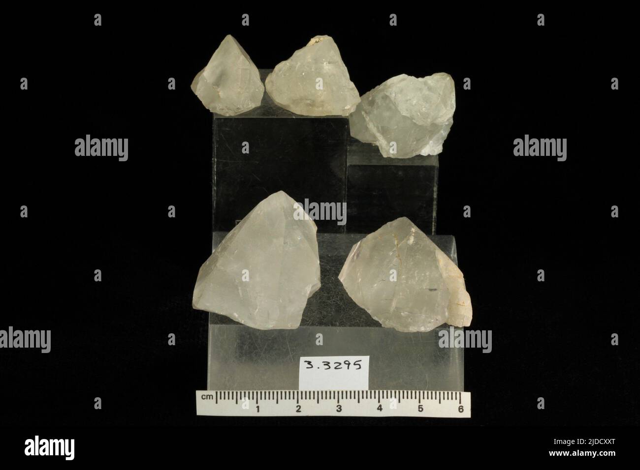 Colemanite rock hi-res stock photography and images - Alamy