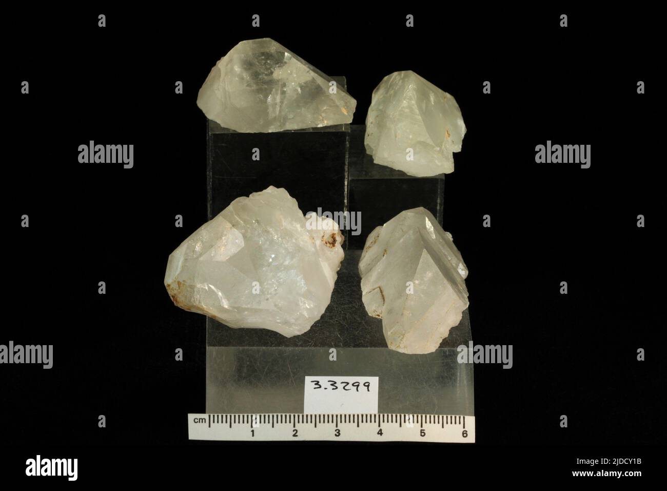 Colemanite hi-res stock photography and images - Alamy