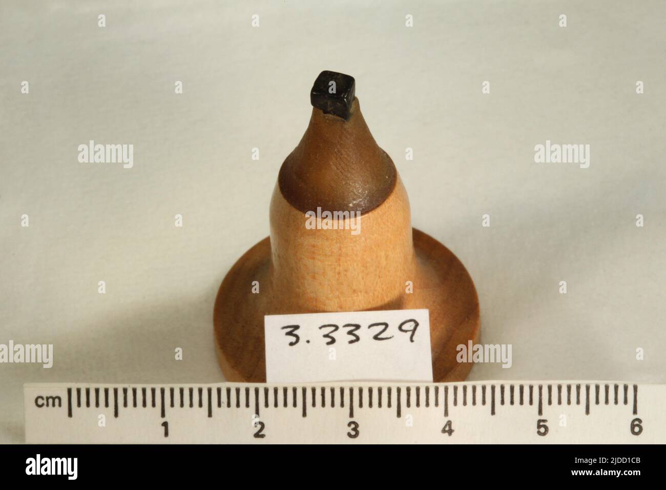 Thorium extraction hi-res stock photography and images - Alamy