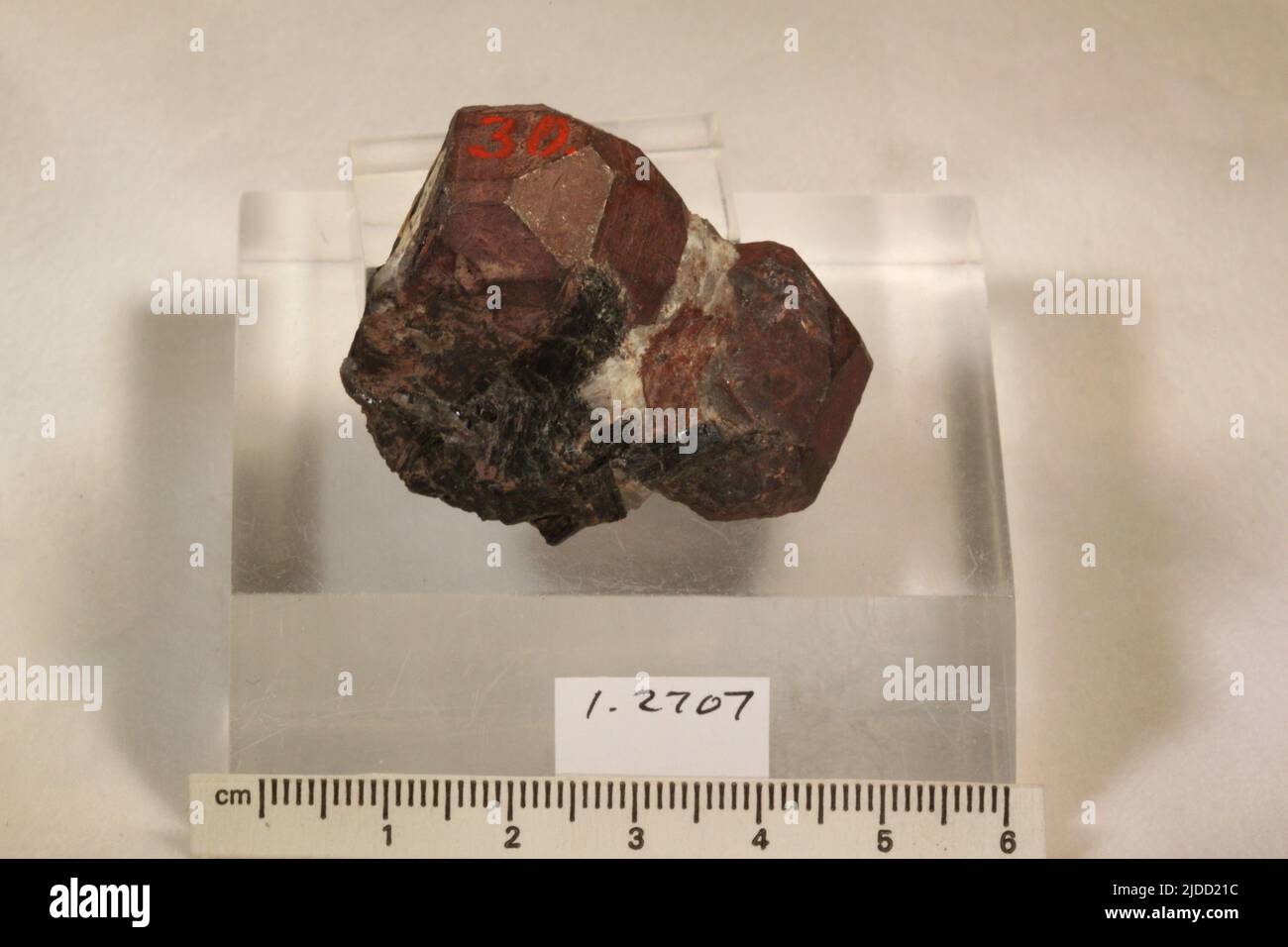 Ilmenite minerals hi-res stock photography and images - Alamy