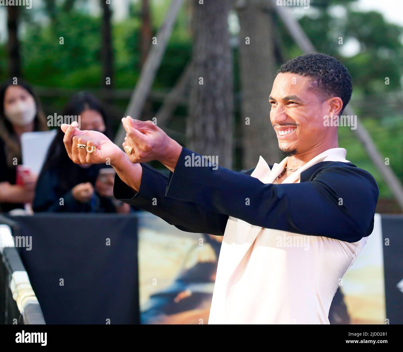 Greg Tarzan Davis, June 19, 2022 : Greg Tarzan Davis attends the red ...