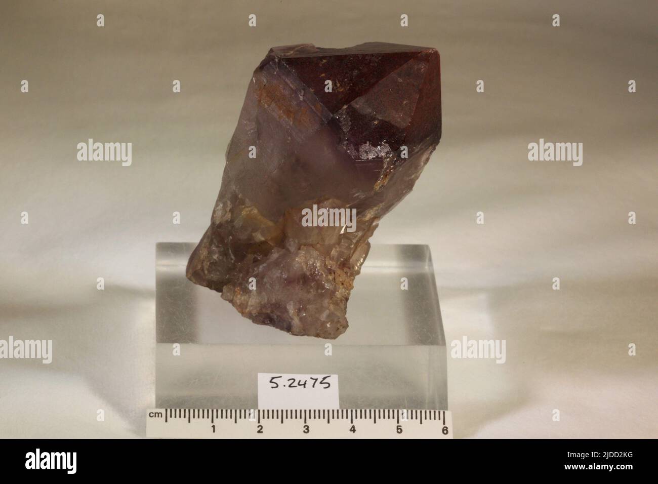 Quartz. minerals. North America; Canada; Ontario; Thunder Bay County ...