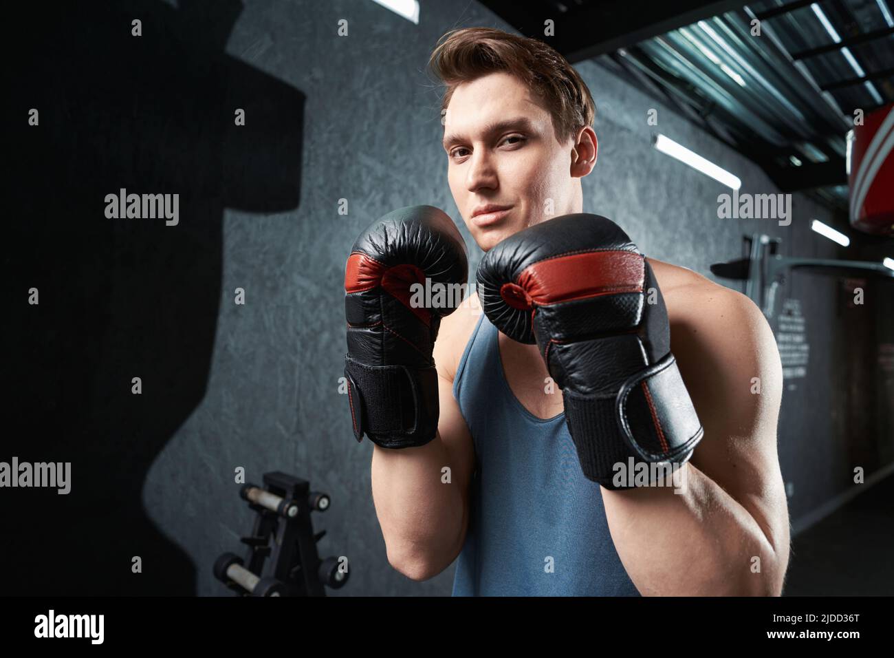 Sportsperson fighter hi-res stock photography and images - Alamy