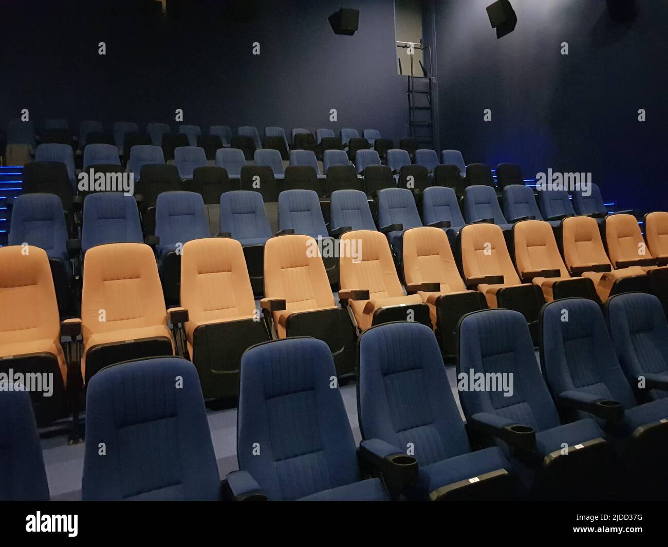 Audience seats stage lights hi-res stock photography and images - Alamy