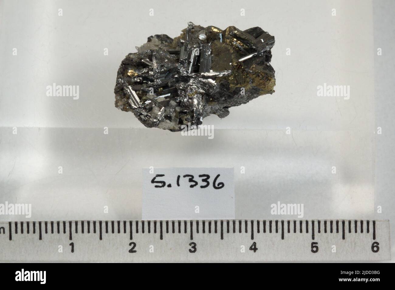 Meneghinite hi-res stock photography and images - Alamy