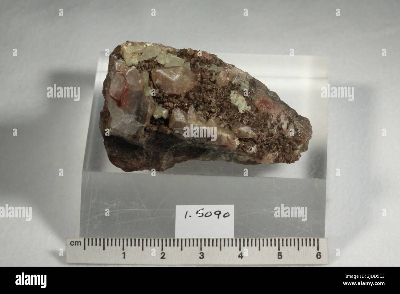 Iodide crystals hi-res stock photography and images - Alamy