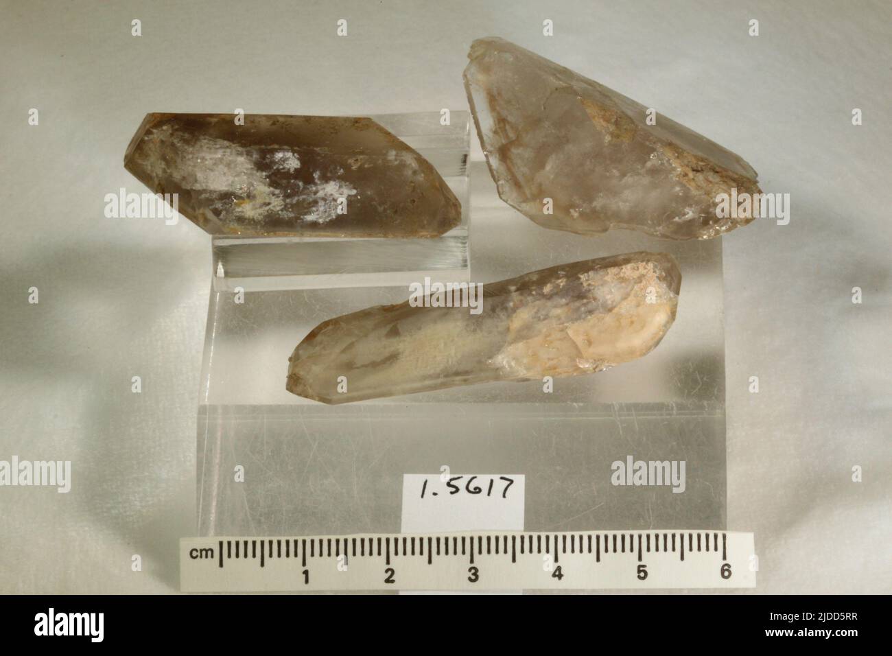 Quartz. minerals. North America; USA; Maine; Androscoggin County ...