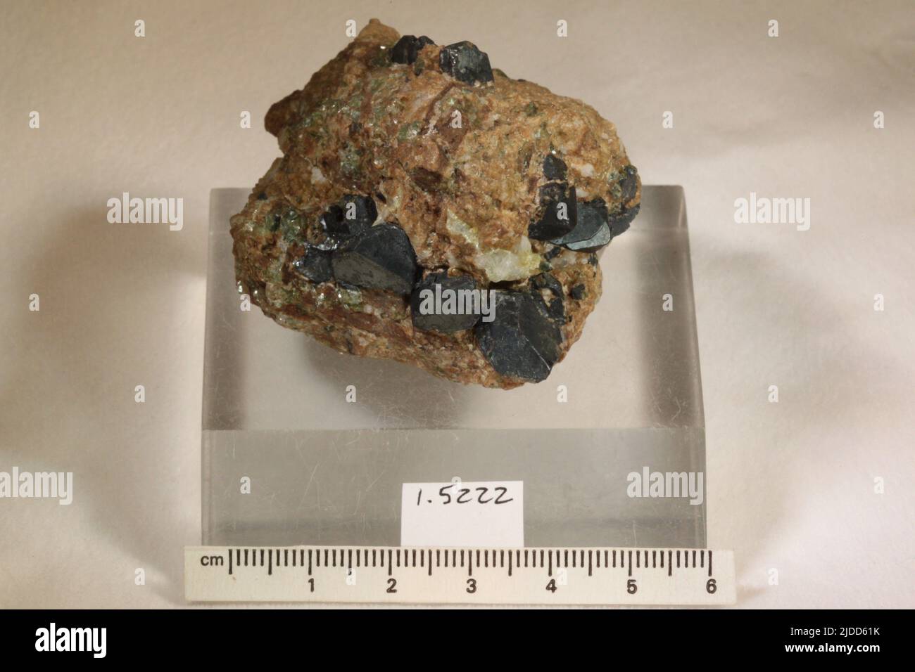 Ilmenite minerals hi-res stock photography and images - Alamy