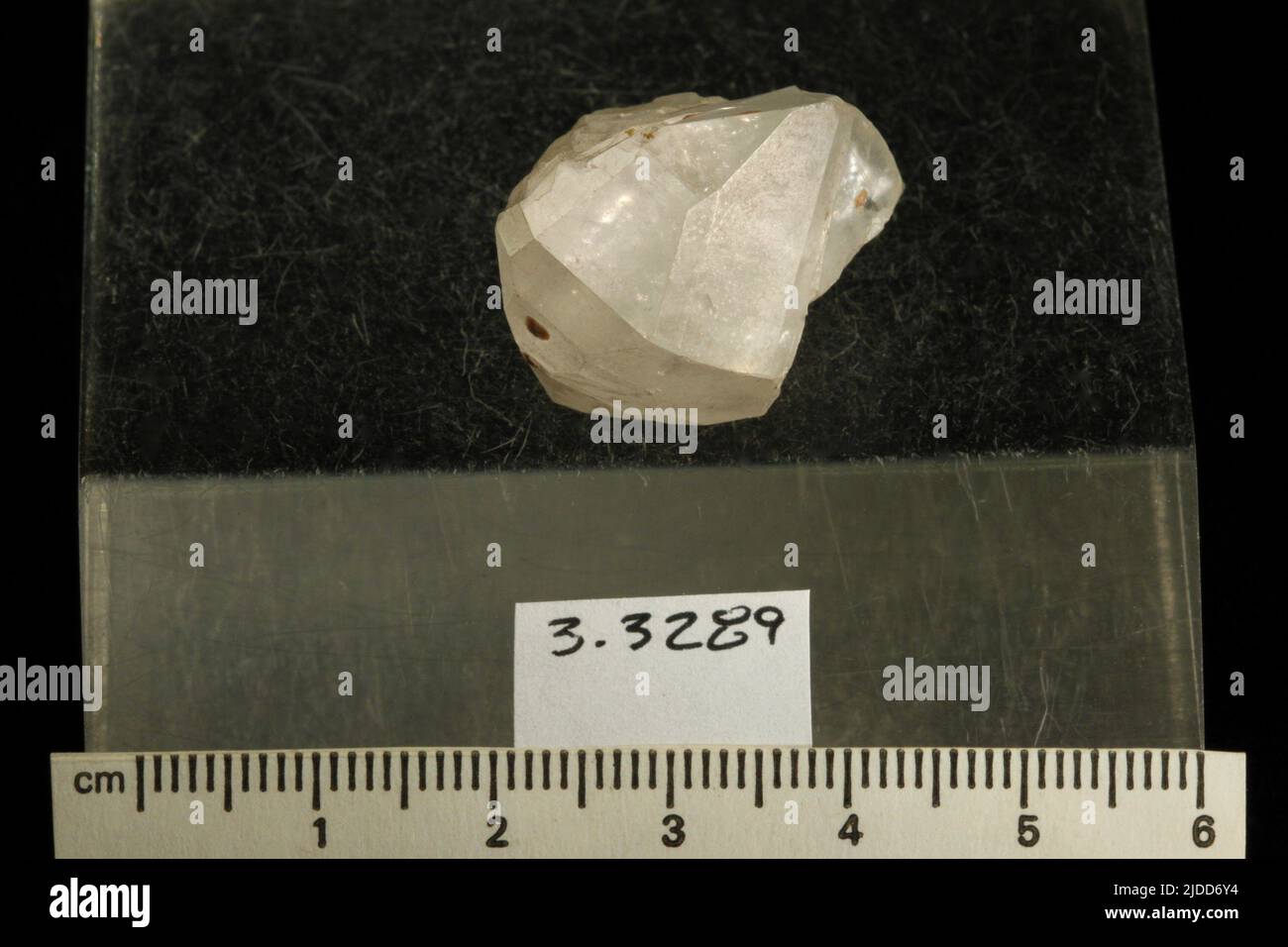 Colemanite hi-res stock photography and images - Alamy