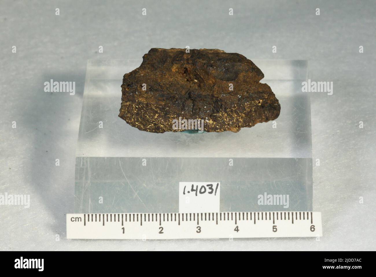 Gold. minerals. Asia; Russia Stock Photo - Alamy