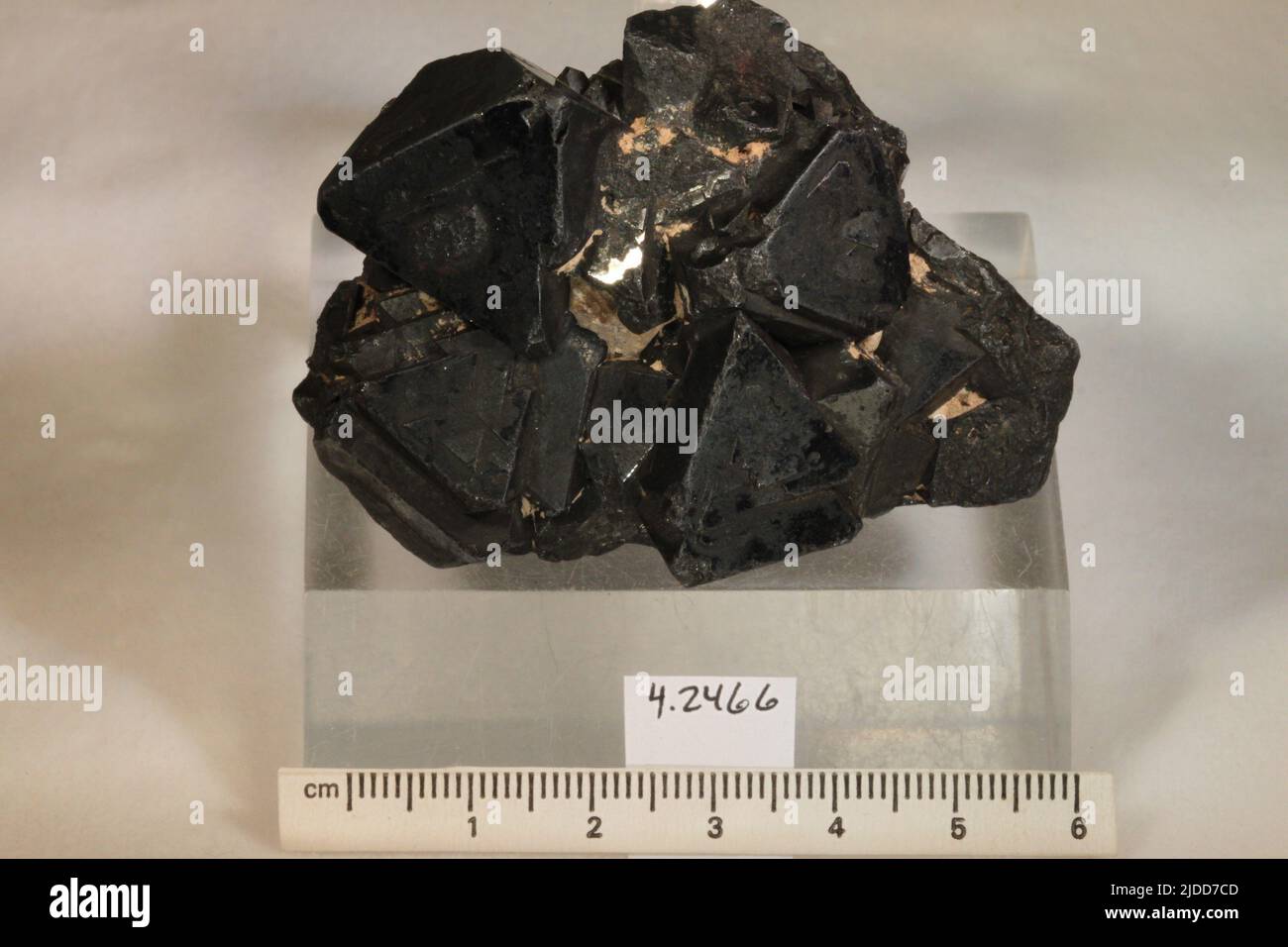 Hematite. minerals. North America; USA; Utah; Millard County; Twin ...