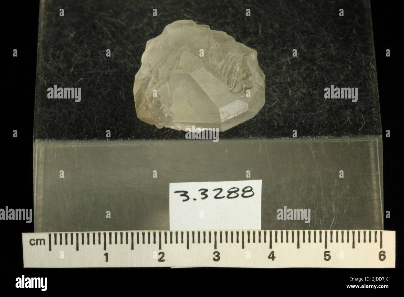 Colemanite hi-res stock photography and images - Alamy