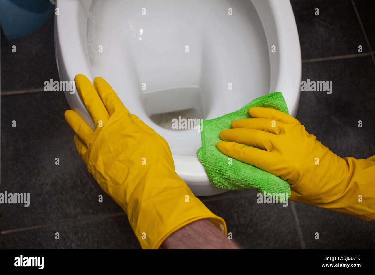 Office toilet cleaning hi-res stock photography and images - Alamy