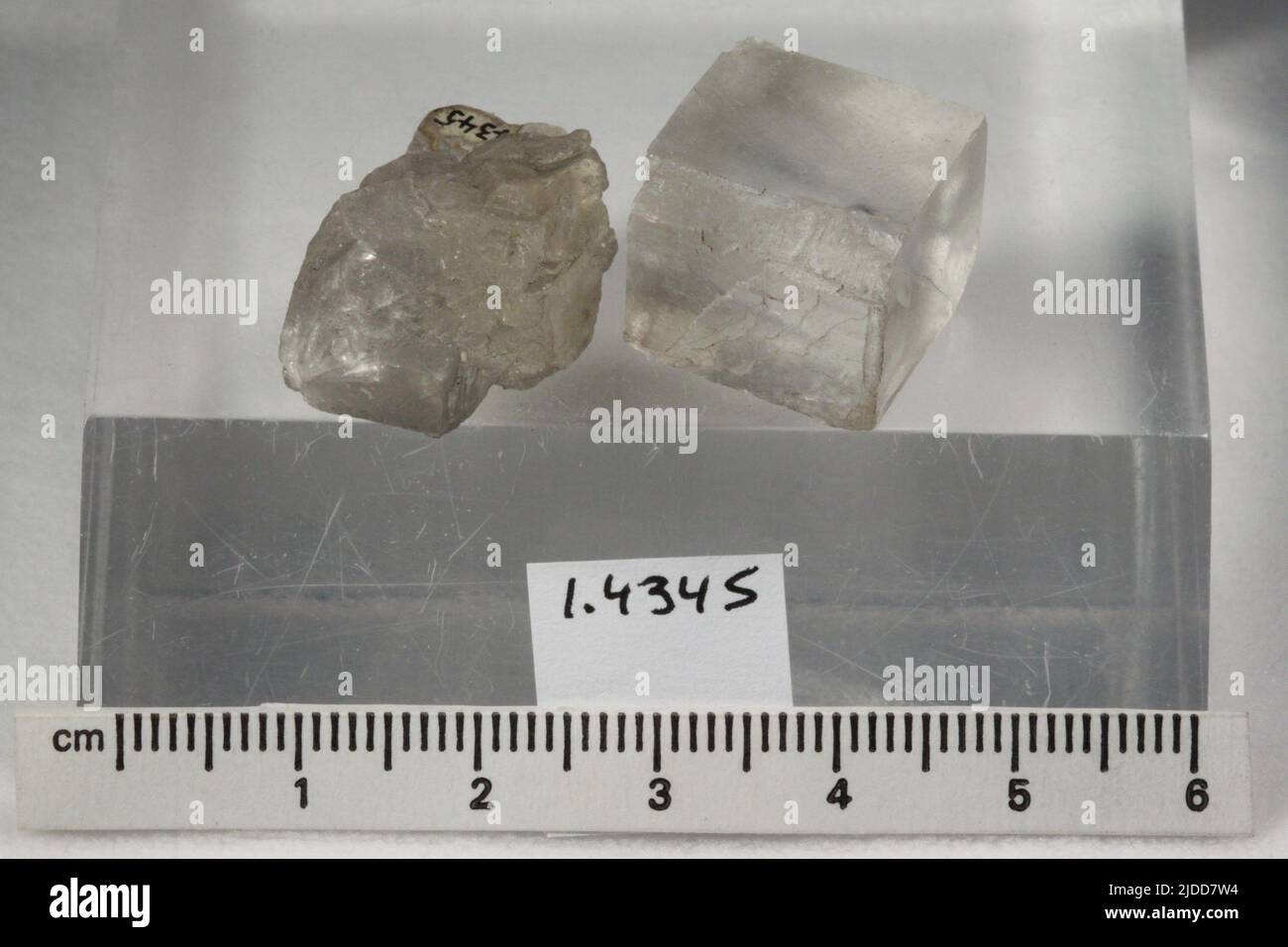 Minerals halite hi-res stock photography and images - Alamy