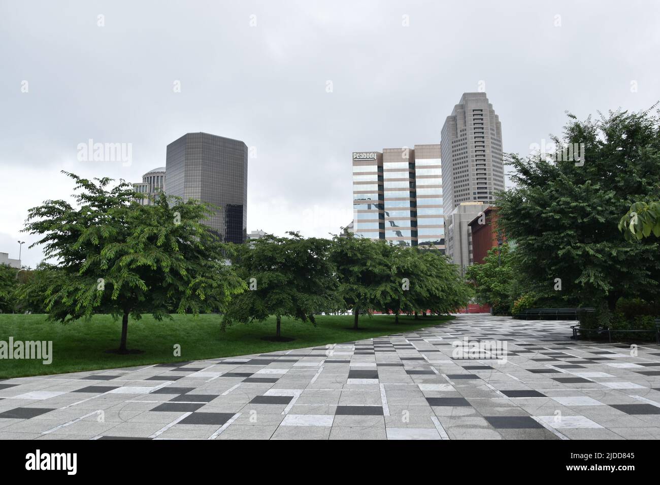 Downtown St. Louis featuring the world famous Gateway Arch along the ...