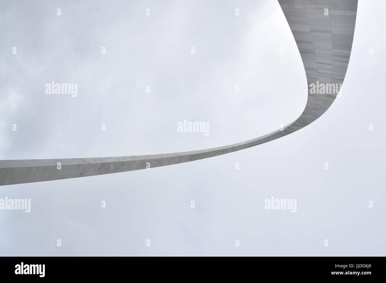 Downtown St. Louis featuring the world famous Gateway Arch along the ...