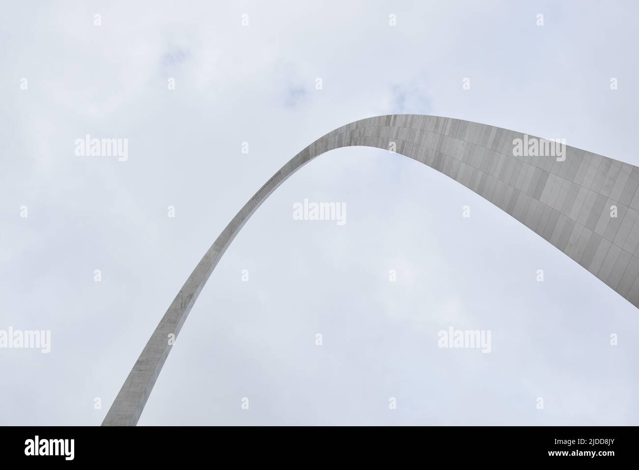 Downtown St. Louis featuring the world famous Gateway Arch along the ...