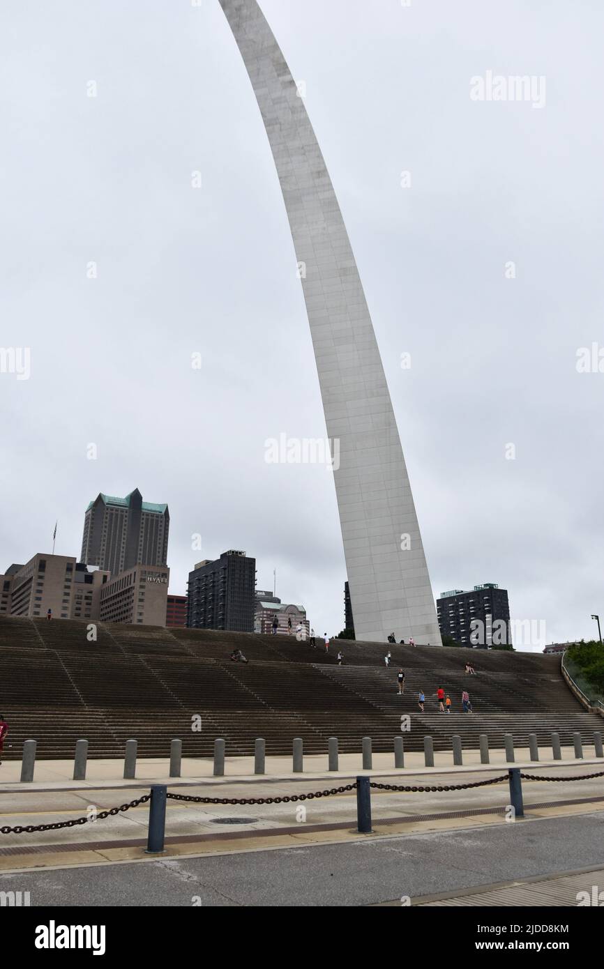 Downtown St. Louis featuring the world famous Gateway Arch along the ...