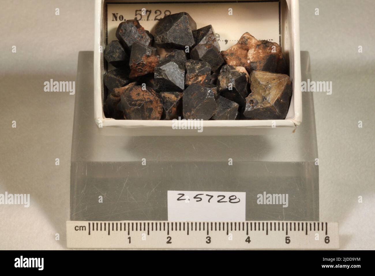 Perovskite. minerals. North America; USA; Arkansas; Garland County ...