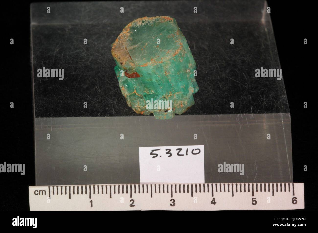 Beryl. minerals. North America; USA; North Carolina; Alexander County ...