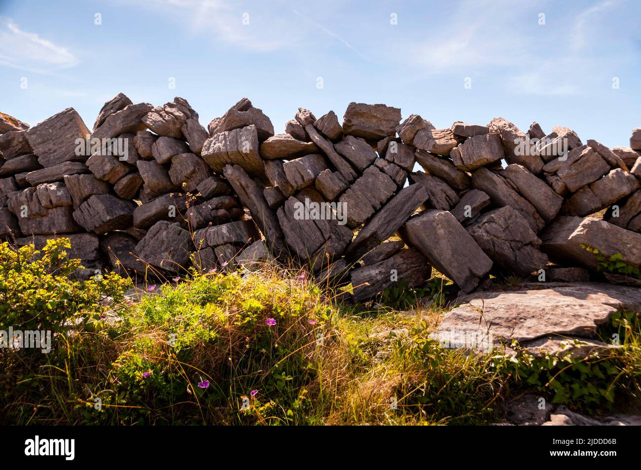 Dry stacked stone walls, Inishmore, Ireland Stock Photo - Alamy