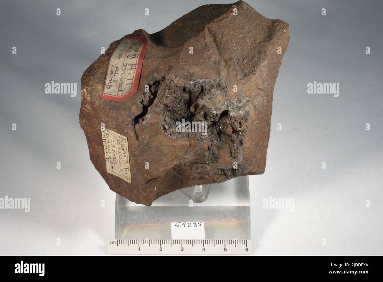 Chlorargyrite. minerals. North America; USA; South Dakota; Lawrence ...