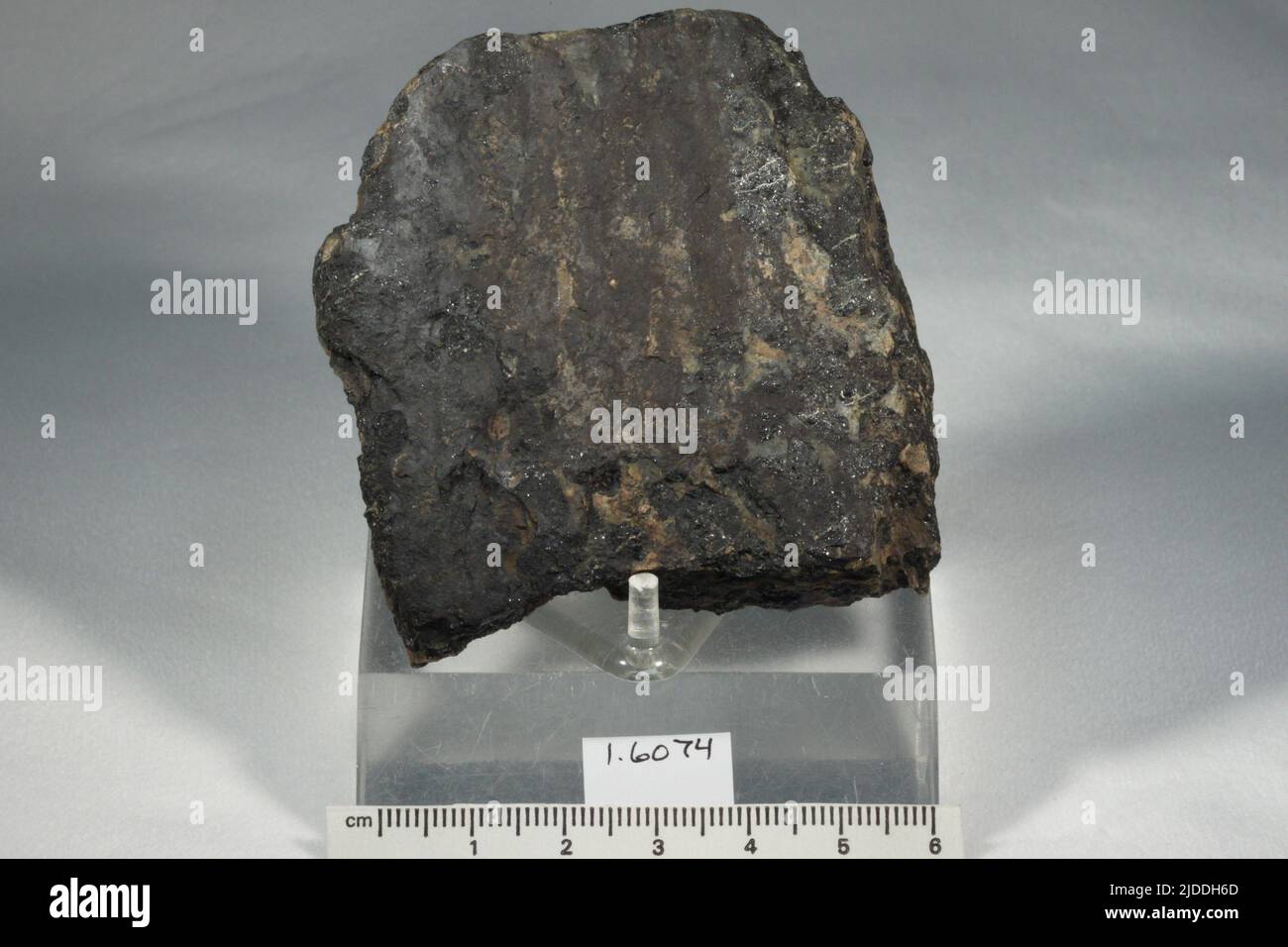 Chromite minerals hi-res stock photography and images - Alamy