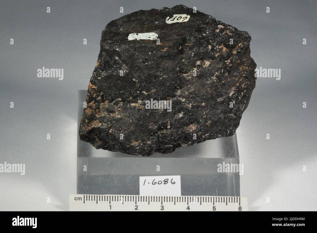 Chromite minerals hi-res stock photography and images - Alamy