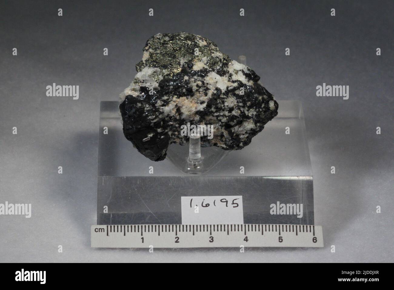 Copper sulfide digenite hi-res stock photography and images - Alamy
