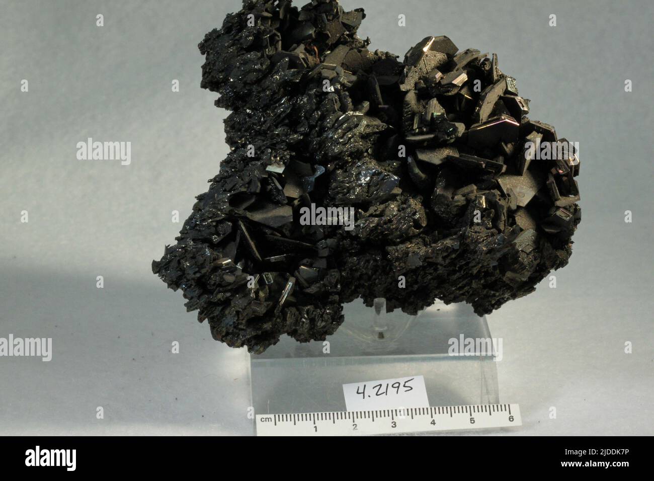 Moissanite hi-res stock photography and images - Alamy