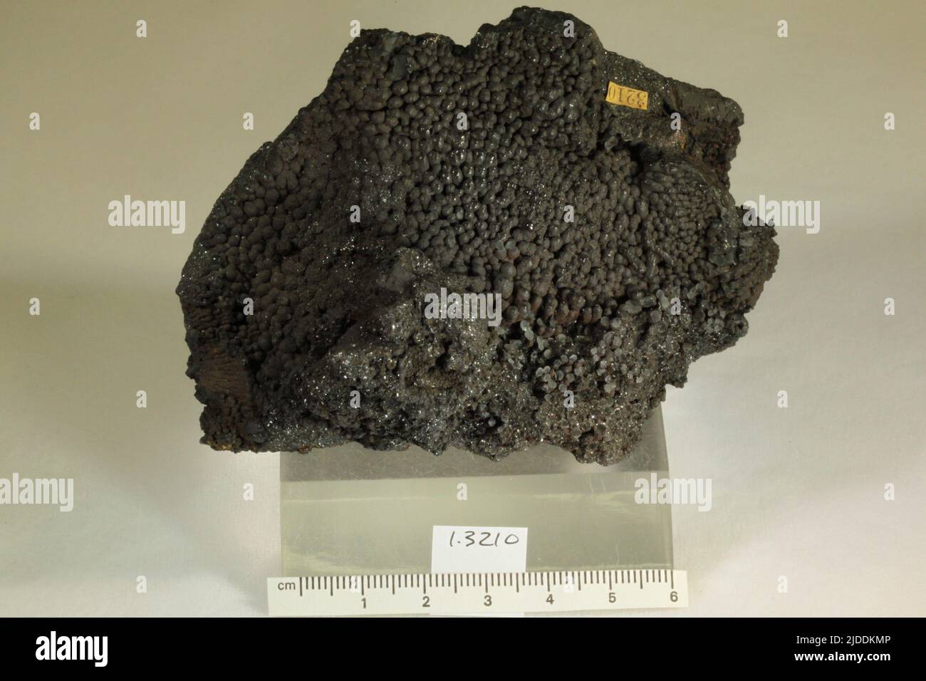 Pyrolusite. minerals. North America; USA; Connecticut; Litchfield ...