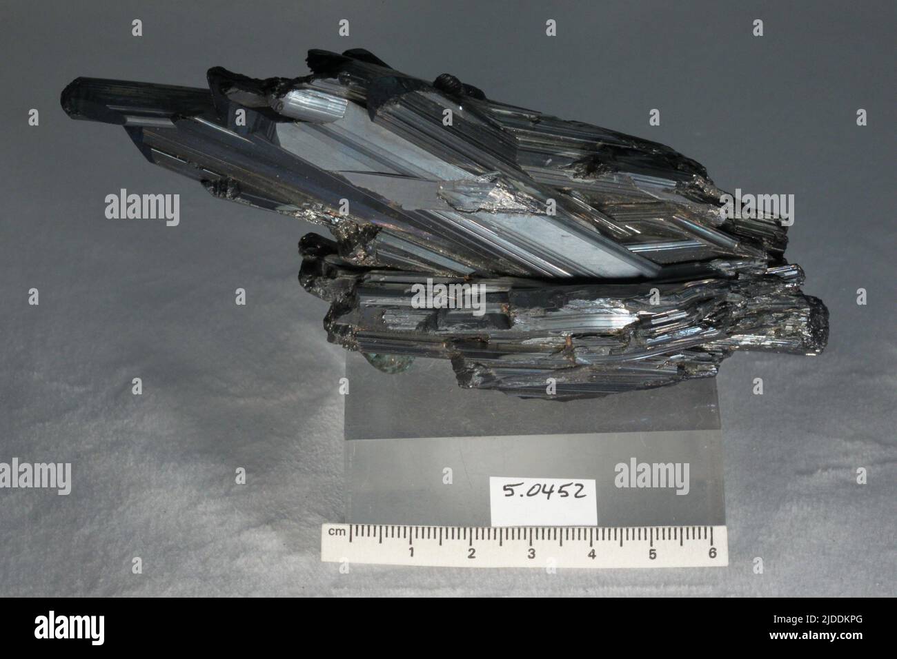 Stibnite crystals hi-res stock photography and images - Alamy