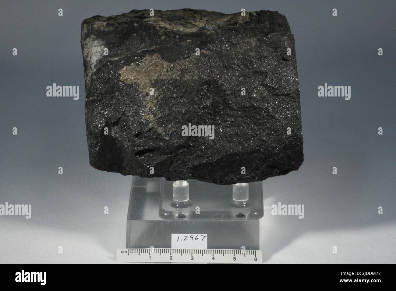 Chromite minerals hi-res stock photography and images - Alamy