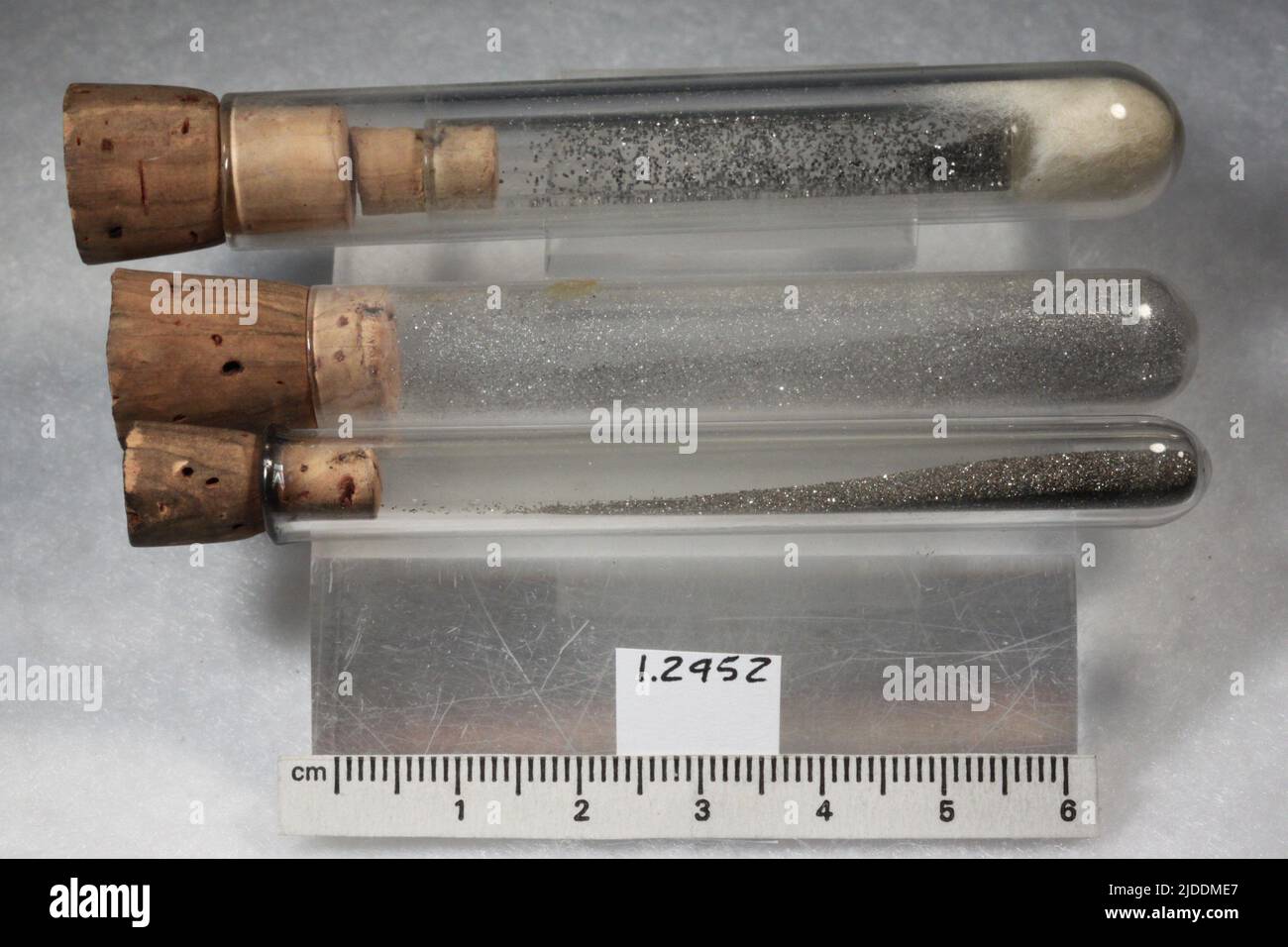 Sperrylite hi-res stock photography and images - Alamy