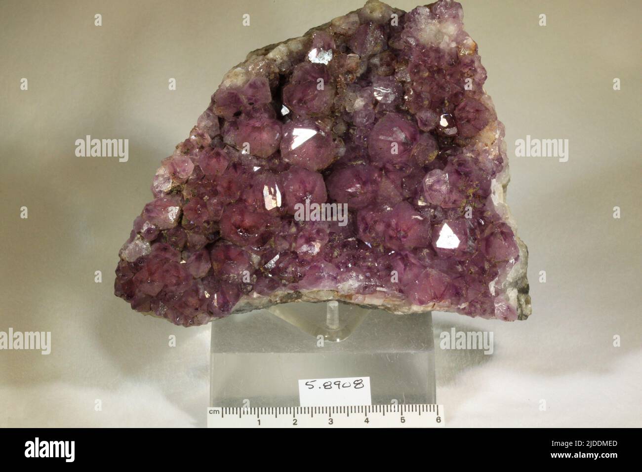 Quartz. minerals. Asia; Japan Stock Photo - Alamy