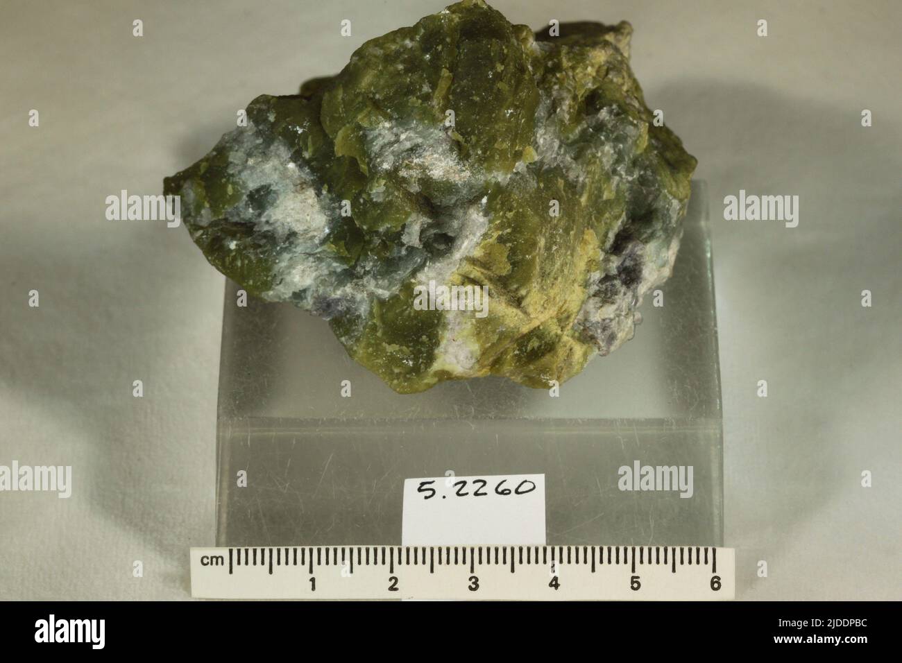 Hydrotalcite hi-res stock photography and images - Alamy