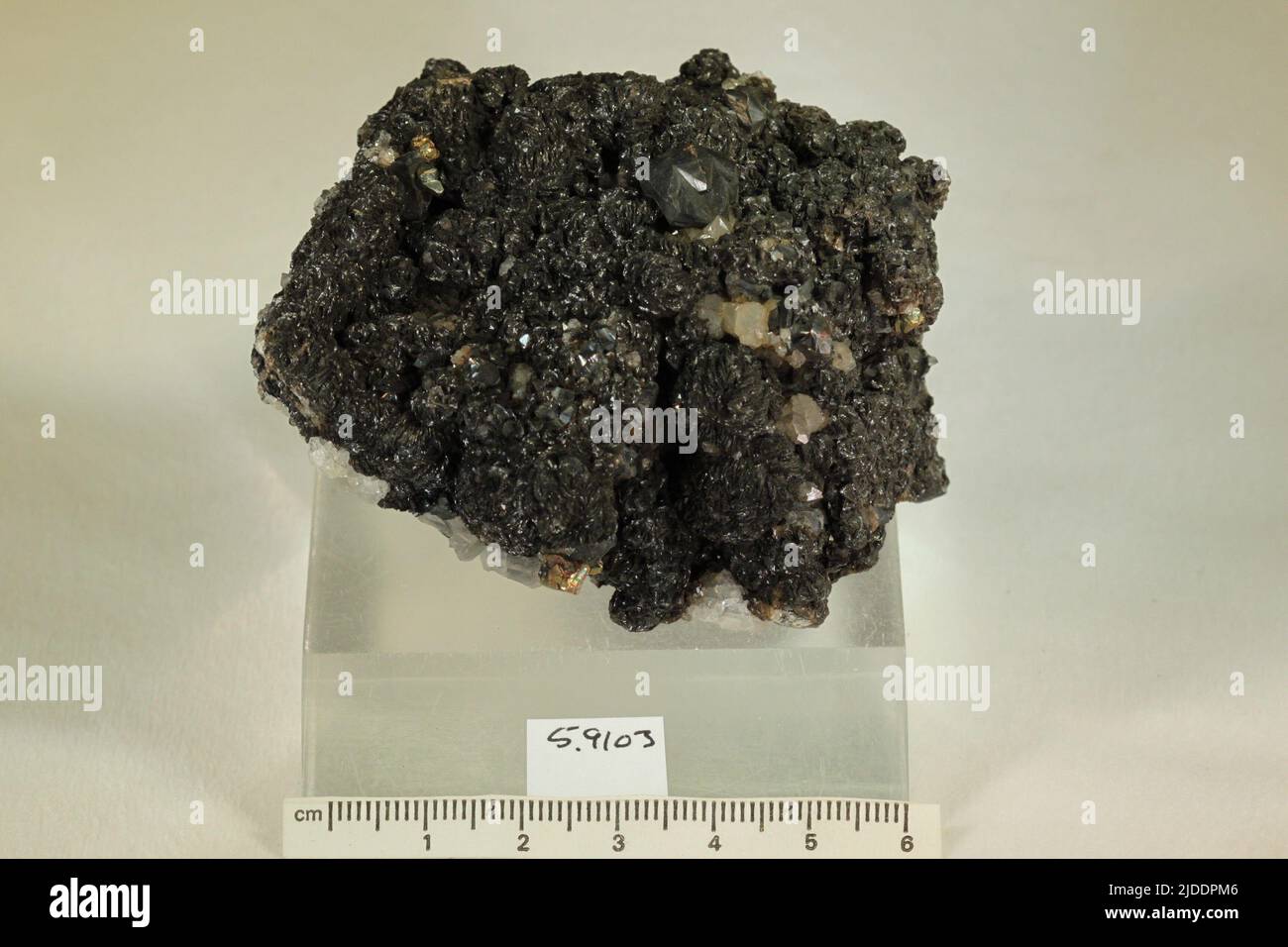 Mining industry fossil minerals processing hi-res stock photography and ...